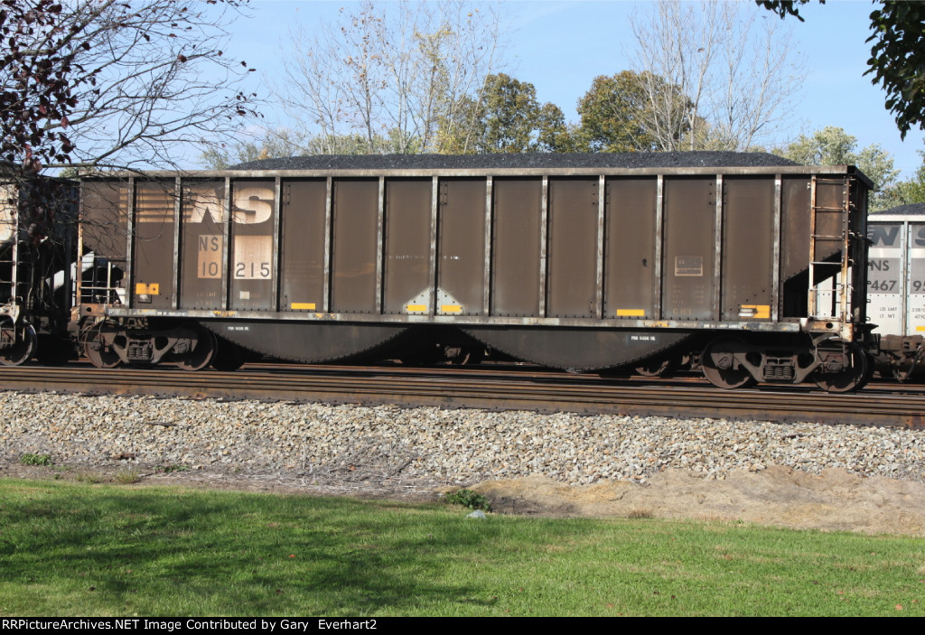 NS 10215 - Norfolk Southern